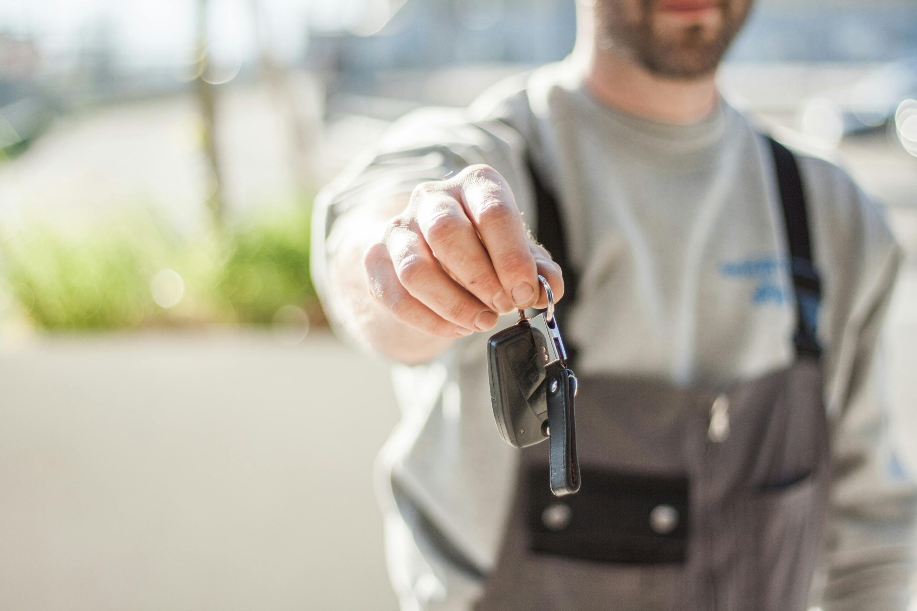 How Much Should a Locksmith Cost? Find Out Now!